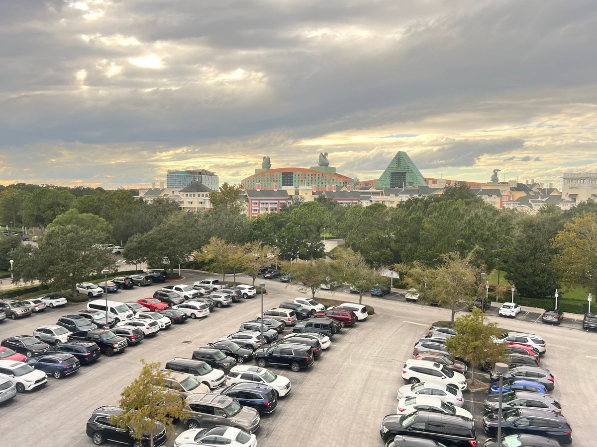 Disney’s BoardWalk Parking Guide | Tips & Best Spots – ThemeParkCenter.com