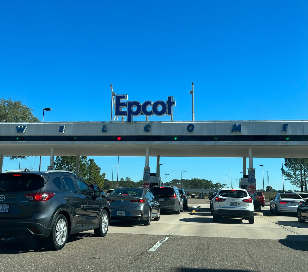 EPCOT Parking Guide | Tips, Discounts & Best Spots – ThemeParkCenter.com